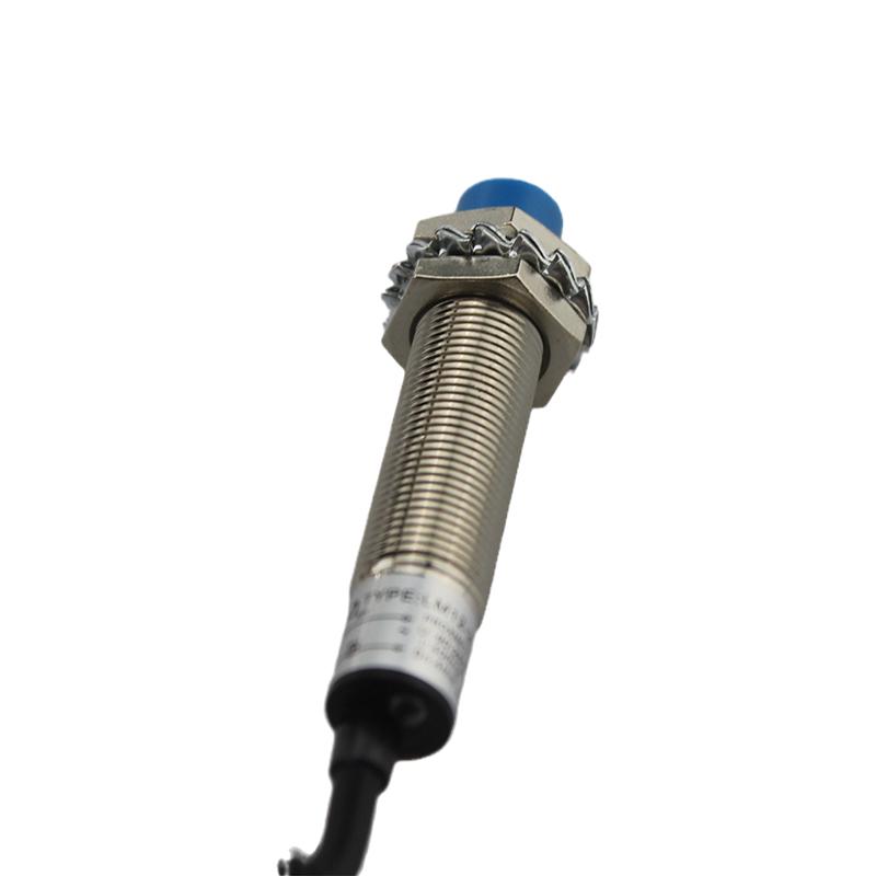 YUMO Sensor LM12-2004A IP67 Sensing Range 4mm Non-flush SCR NO ...